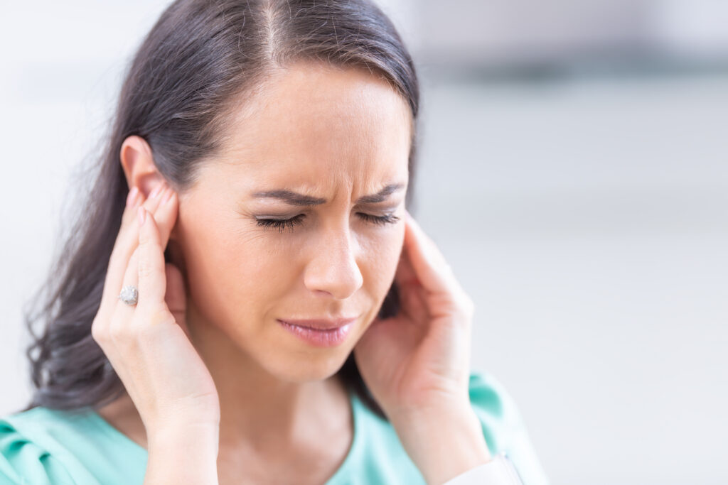 Pulsatile Tinnitus: How Anemia Causes Rhythmic Ear Sounds
